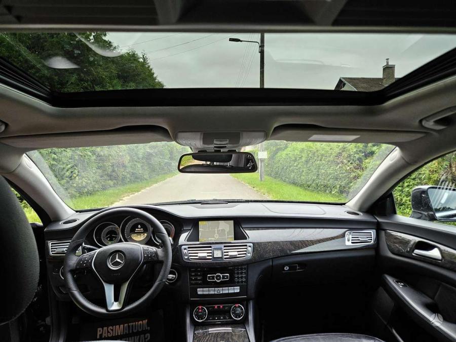 Melns Mercedes-Benz CLS 350 2012 Prienai, ar dzinēja tilpumu 2.99 L un nobraukumu 300 tūkst. km par 12000 €, foto 16 vietnē AUTOMOTO.COM.LV