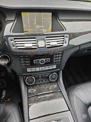 Melns Mercedes-Benz CLS 350 2012 Prienai, ar dzinēja tilpumu 2.99 L un nobraukumu 300 tūkst. km par 12000 €, foto 23 vietnē AUTOMOTO.COM.LV
