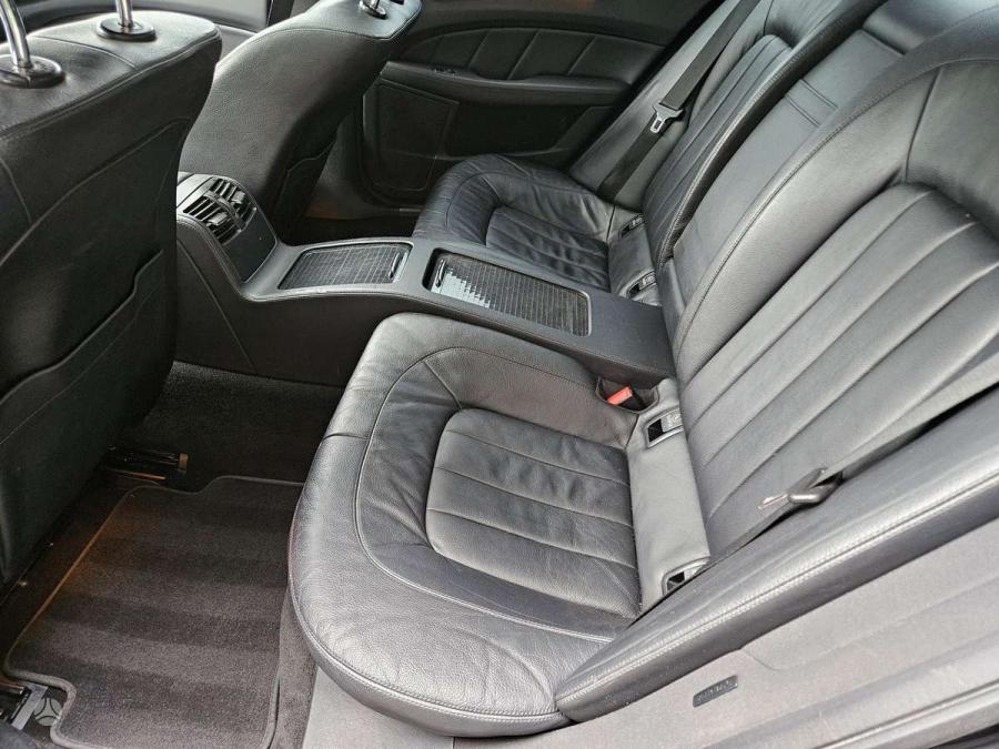 Melns Mercedes-Benz CLS 350 2012 Prienai, ar dzinēja tilpumu 2.99 L un nobraukumu 300 tūkst. km par 12000 €, foto 27 vietnē AUTOMOTO.COM.LV