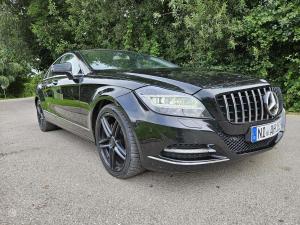 Melns Mercedes-Benz CLS 350 2012 Prienai, ar dzinēja tilpumu 2.99 L un nobraukumu 300 tūkst. km par 12000 €, foto 29 vietnē AUTOMOTO.COM.LV