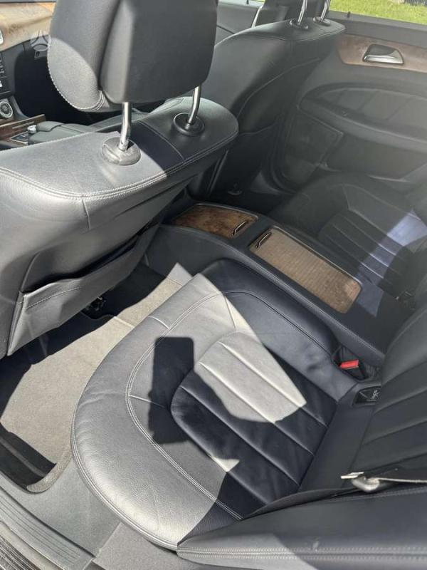 Melns Mercedes-Benz CLS 350 2012 Marijampole, ar dzinēja tilpumu 2.99 L un nobraukumu 250 tūkst. km par 11500 €, foto 10 vietnē AUTOMOTO.COM.LV