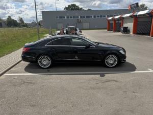 Melns Mercedes-Benz CLS 350 2012 Marijampole, ar dzinēja tilpumu 3.00 L un nobraukumu 250 tūkst. km par 11700 €, foto 6 vietnē AUTOMOTO.COM.LV