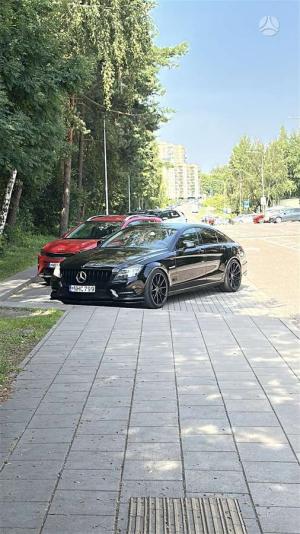 Черный Мерседес ЦЛС 350 2012 в Вильнюс, объемом двигателя 2.99 л и пробегом 368 тыс. км за 11800 €, фото 4 на AUTOMOTO.COM.LV