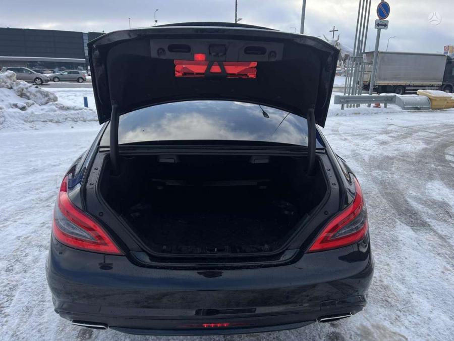 Melns Mercedes-Benz CLS 350 2014 Kauņa, ar dzinēja tilpumu 2.99 L un nobraukumu 302 tūkst. km par 13500 €, foto 24 vietnē AUTOMOTO.COM.LV