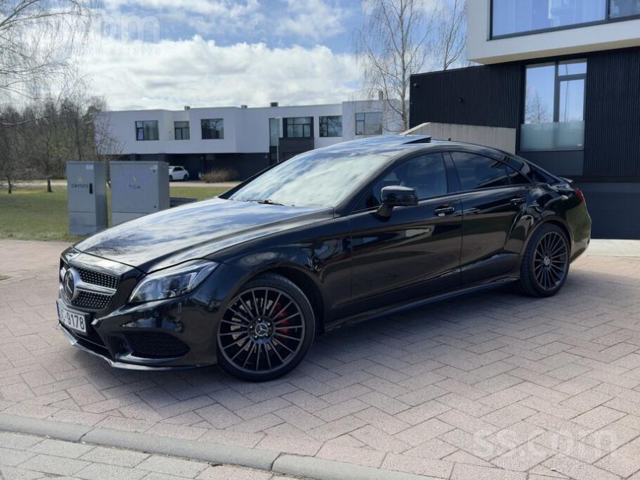 Black Mercedes-Benz CLS 350 2015 in Riga, with an engine capacity of 3.50 L and mileage of 254 thousand km for 24750 €, photo 2 on AUTOMOTO.COM.LV