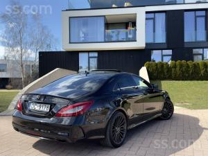 Black Mercedes-Benz CLS 350 2015 in Riga, with an engine capacity of 3.50 L and mileage of 254 thousand km for 24750 €, photo 3 on AUTOMOTO.COM.LV