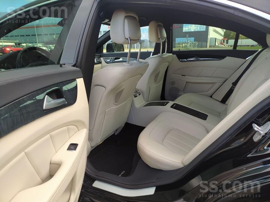 Black Mercedes-Benz CLS 350 2015 in Riga, with an engine capacity of 3.00 L and mileage of 147 thousand km for 19000 €, photo 11 on AUTOMOTO.COM.LV