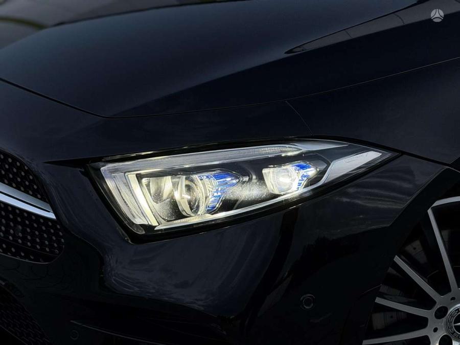 Melns Mercedes-Benz CLS 350 2018 Tauragė, ar dzinēja tilpumu 2.93 L un nobraukumu 107 tūkst. km par 35800 €, foto 12 vietnē AUTOMOTO.COM.LV