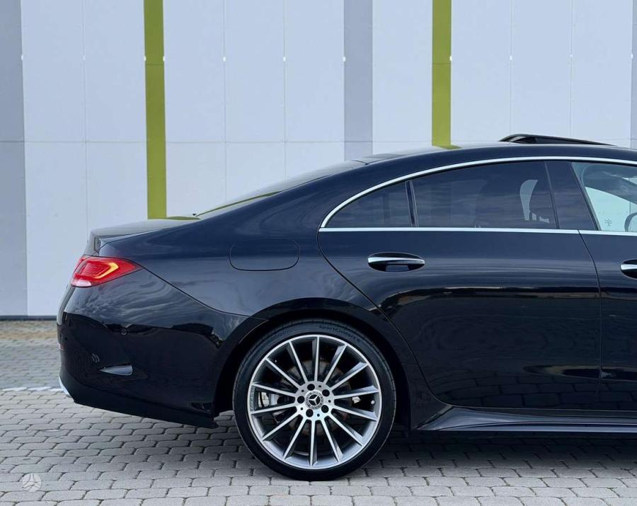 Melns Mercedes-Benz CLS 350 2018 Tauragė, ar dzinēja tilpumu 2.93 L un nobraukumu 107 tūkst. km par 35800 €, foto 16 vietnē AUTOMOTO.COM.LV