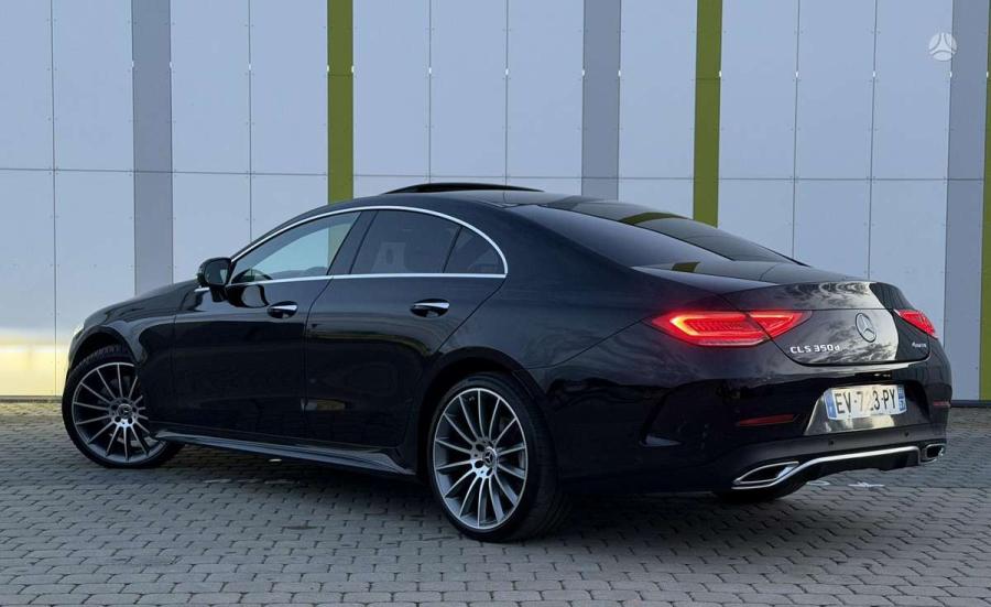 Melns Mercedes-Benz CLS 350 2018 Tauragė, ar dzinēja tilpumu 2.93 L un nobraukumu 107 tūkst. km par 35800 €, foto 22 vietnē AUTOMOTO.COM.LV
