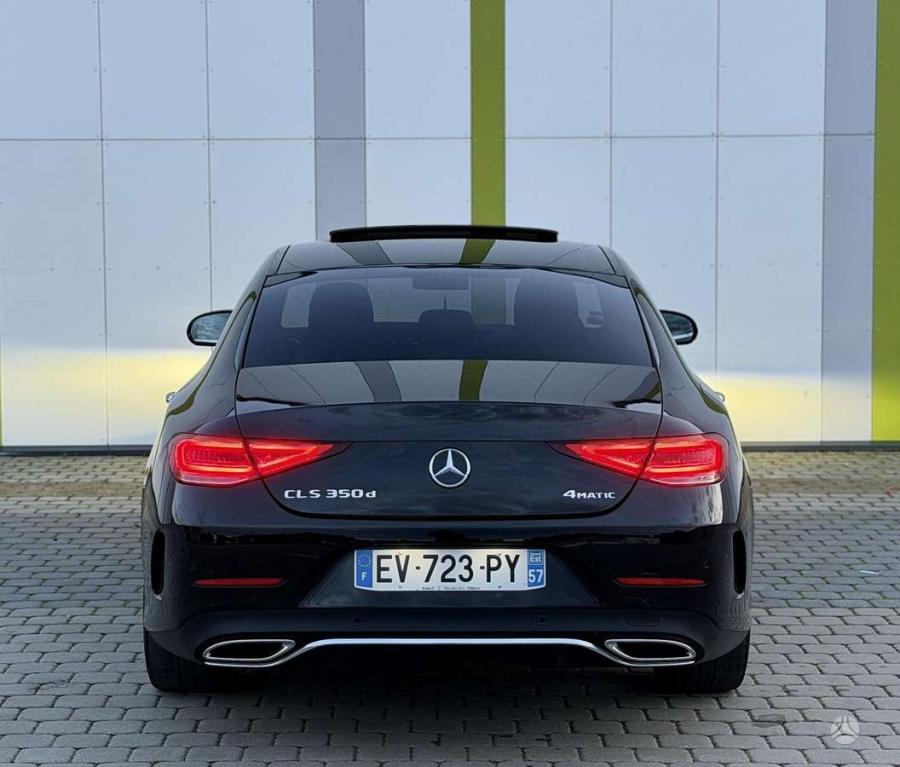 Melns Mercedes-Benz CLS 350 2018 Tauragė, ar dzinēja tilpumu 2.93 L un nobraukumu 107 tūkst. km par 35800 €, foto 24 vietnē AUTOMOTO.COM.LV