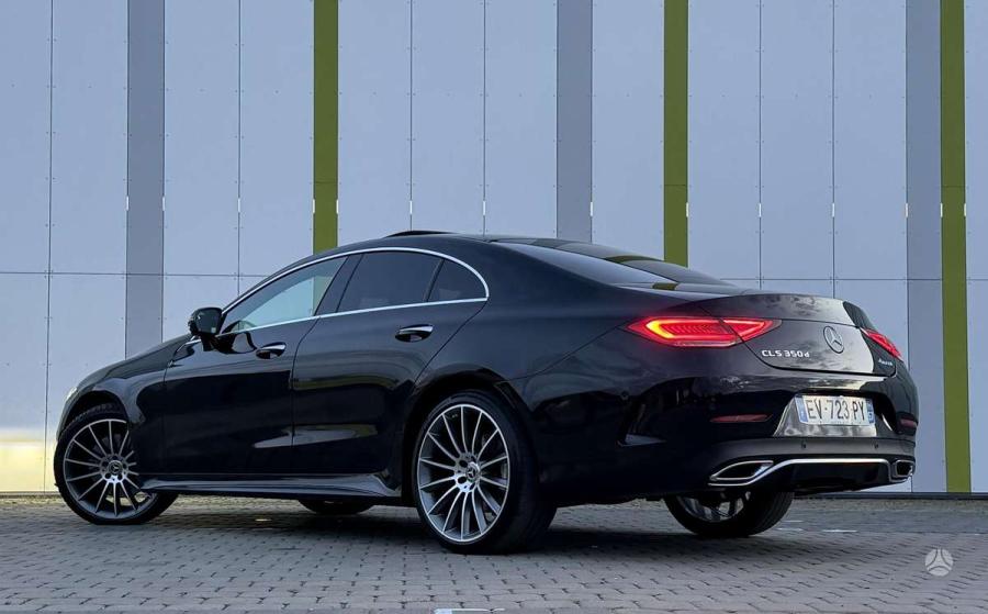 Melns Mercedes-Benz CLS 350 2018 Tauragė, ar dzinēja tilpumu 2.93 L un nobraukumu 107 tūkst. km par 35800 €, foto 29 vietnē AUTOMOTO.COM.LV