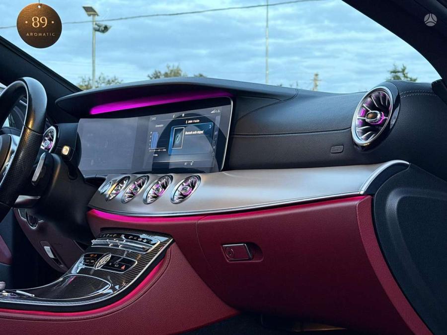 Melns Mercedes-Benz CLS 350 2018 Tauragė, ar dzinēja tilpumu 2.93 L un nobraukumu 107 tūkst. km par 35800 €, foto 42 vietnē AUTOMOTO.COM.LV
