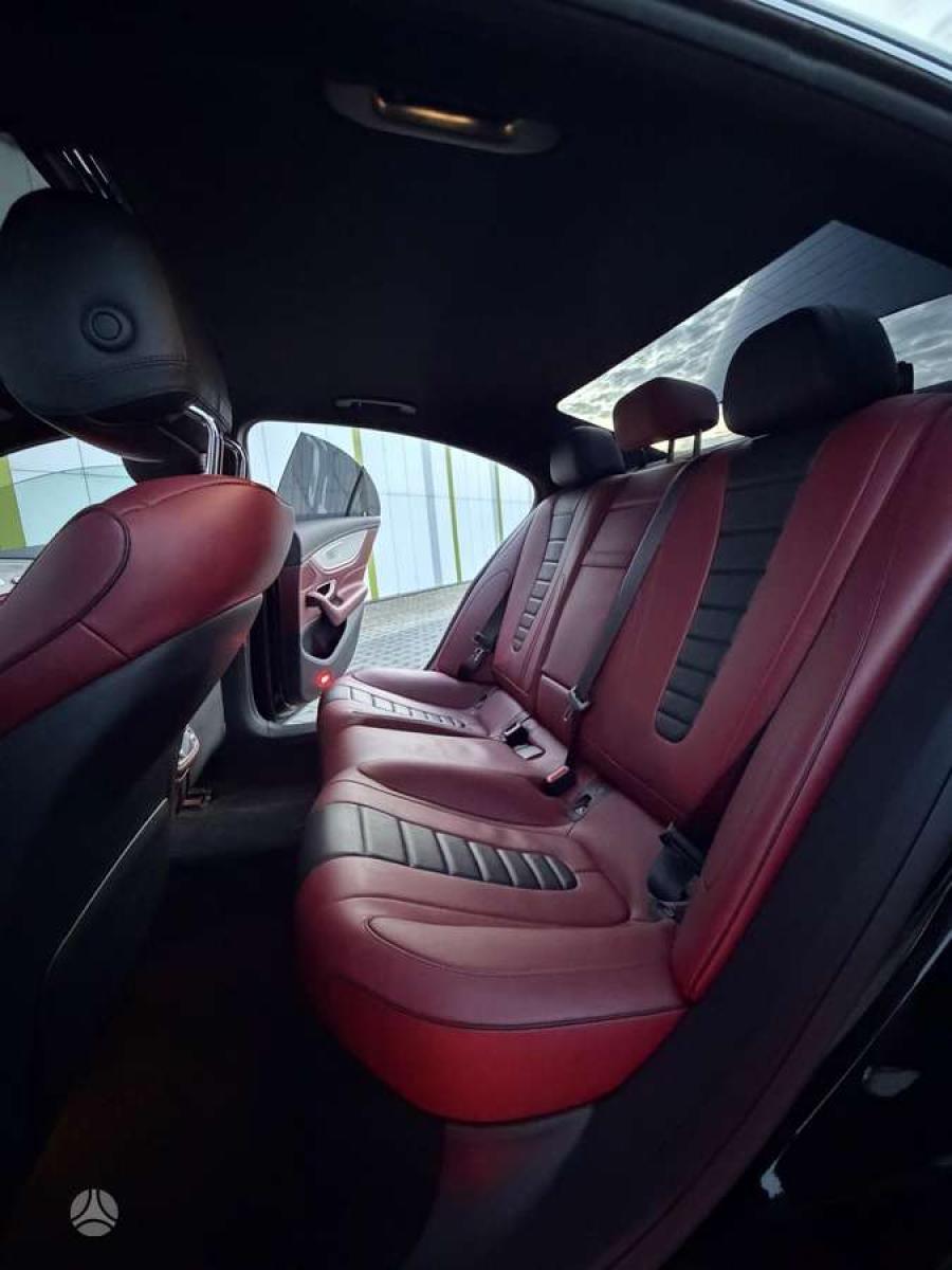 Melns Mercedes-Benz CLS 350 2018 Tauragė, ar dzinēja tilpumu 2.93 L un nobraukumu 107 tūkst. km par 35800 €, foto 50 vietnē AUTOMOTO.COM.LV