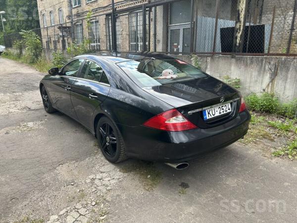 Melns Mercedes-Benz CLS 350 2004 Rīga, ar dzinēja tilpumu 3.50 L un nobraukumu 220 tūkst. km par 3500 €, foto 1 vietnē AUTOMOTO.COM.LV