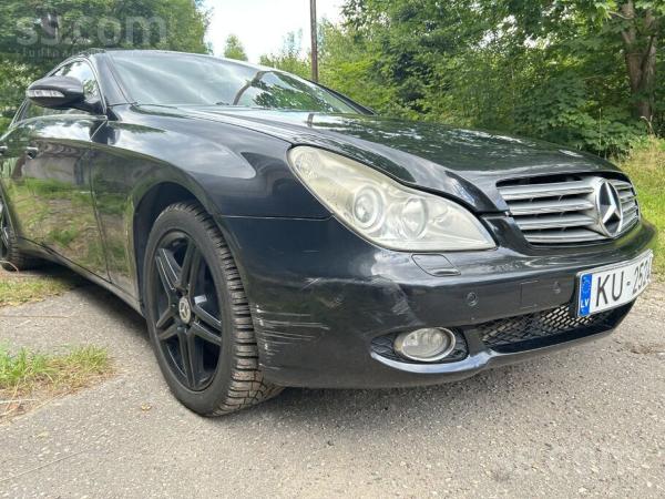 Melns Mercedes-Benz CLS 350 2004 Rīga, ar dzinēja tilpumu 3.50 L un nobraukumu 220 tūkst. km par 3500 €, foto 4 vietnē AUTOMOTO.COM.LV