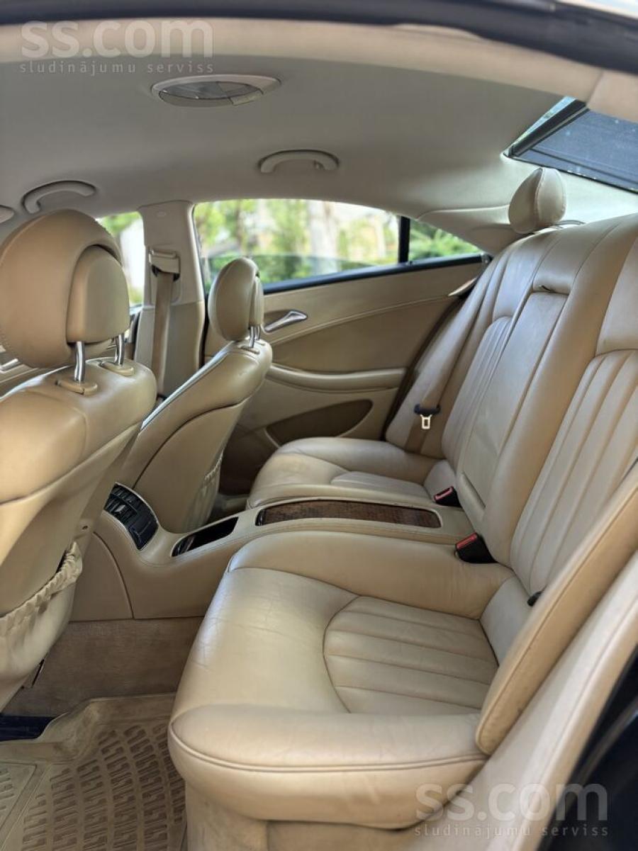 Melns Mercedes-Benz CLS 350 2004 Kuldīga, ar dzinēja tilpumu 3.50 L un nobraukumu 285 tūkst. km par 3700 €, foto 10 vietnē AUTOMOTO.COM.LV