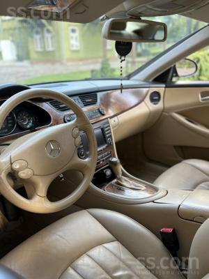 Melns Mercedes-Benz CLS 350 2004 Kuldīga, ar dzinēja tilpumu 3.50 L un nobraukumu 285 tūkst. km par 3700 €, foto 12 vietnē AUTOMOTO.COM.LV