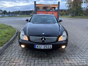 Black Mercedes-Benz CLS 350 2004 in Riga, with an engine capacity of 3.50 L and mileage of 222 thousand km for 5000 €, photo 1 on AUTOMOTO.COM.LV