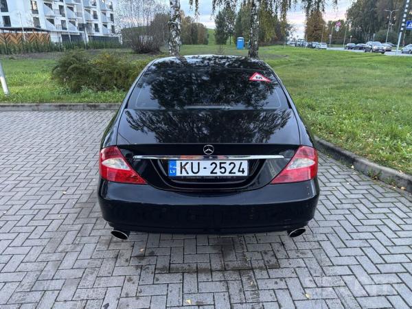 Melns Mercedes-Benz CLS 350 2004 Rīga, ar dzinēja tilpumu 3.50 L un nobraukumu 222 tūkst. km par 5000 €, foto 3 vietnē AUTOMOTO.COM.LV