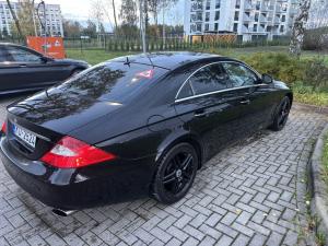 Melns Mercedes-Benz CLS 350 2004 Rīga, ar dzinēja tilpumu 3.50 L un nobraukumu 222 tūkst. km par 5000 €, foto 4 vietnē AUTOMOTO.COM.LV
