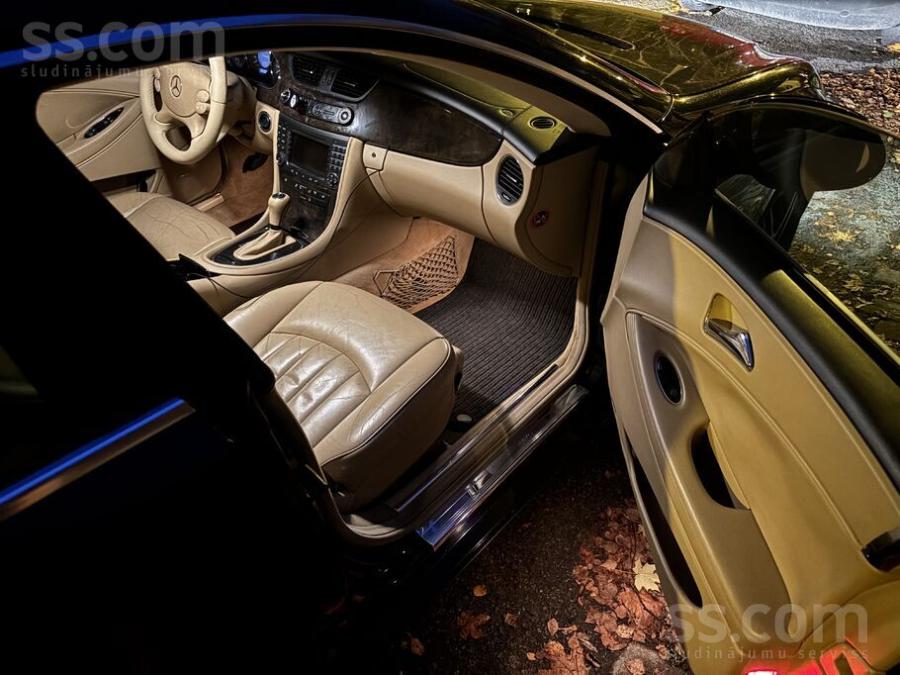 Melns Mercedes-Benz CLS 350 2004 Rīga, ar dzinēja tilpumu 3.50 L un nobraukumu 222 tūkst. km par 5000 €, foto 7 vietnē AUTOMOTO.COM.LV