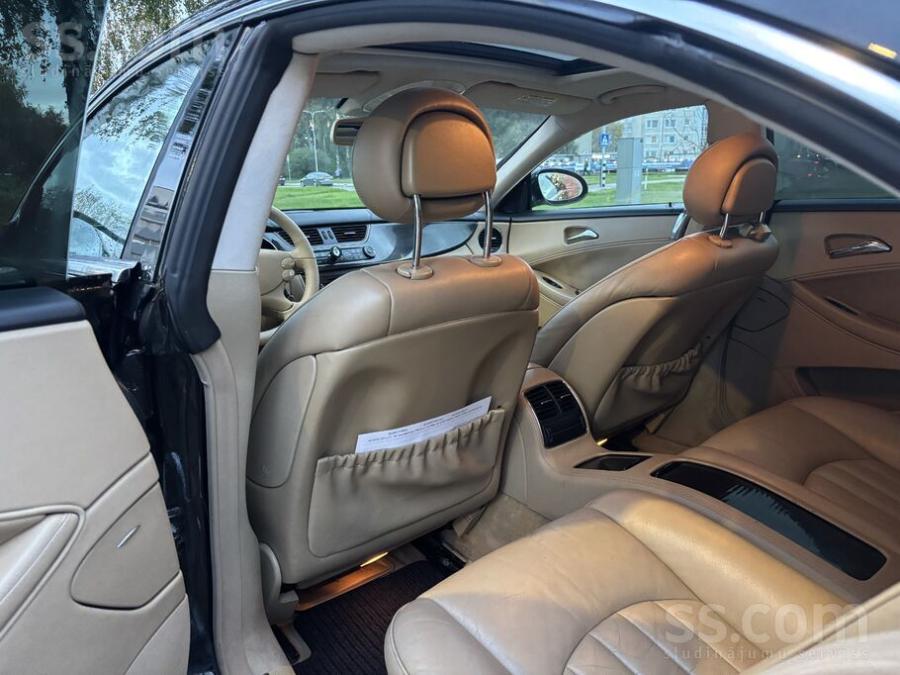 Melns Mercedes-Benz CLS 350 2004 Rīga, ar dzinēja tilpumu 3.50 L un nobraukumu 222 tūkst. km par 5000 €, foto 9 vietnē AUTOMOTO.COM.LV