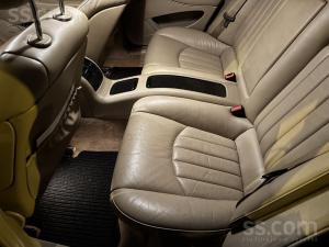 Melns Mercedes-Benz CLS 350 2004 Rīga, ar dzinēja tilpumu 3.50 L un nobraukumu 222 tūkst. km par 5000 €, foto 11 vietnē AUTOMOTO.COM.LV