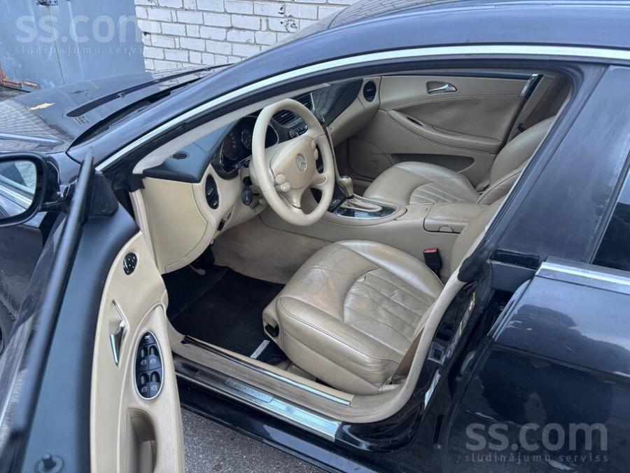 Melns Mercedes-Benz CLS 350 2004 Rīga, ar dzinēja tilpumu 3.50 L un nobraukumu 222 tūkst. km par 5000 €, foto 13 vietnē AUTOMOTO.COM.LV