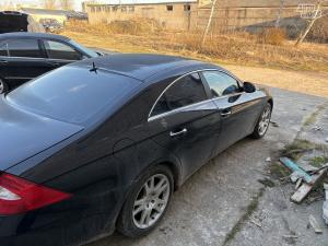 Melns Mercedes-Benz CLS 350 2005 Radviliškis, ar dzinēja tilpumu 3.50 L un nobraukumu 300 tūkst. km par 1600 €, foto 5 vietnē AUTOMOTO.COM.LV