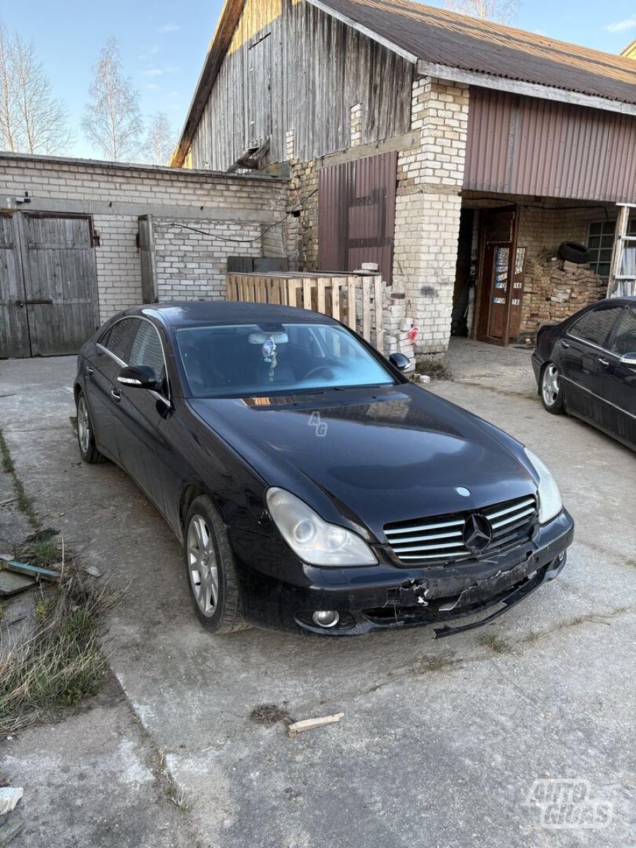 Melns Mercedes-Benz CLS 350 2005 Radviliškis, ar dzinēja tilpumu 3.50 L un nobraukumu 300 tūkst. km par 1600 €, foto 6 vietnē AUTOMOTO.COM.LV