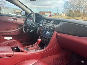 Черный Мерседес ЦЛС 350 2005 в Паневежис, объемом двигателя 3.50 л и пробегом 300 тыс. км за 1499 €, фото 3 на AUTOMOTO.COM.LV