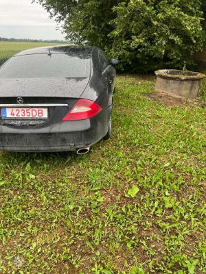 Черный Мерседес ЦЛС 350 2005 в Паневежис, объемом двигателя 3.50 л и пробегом 300 тыс. км за 1499 €, фото 4 на AUTOMOTO.COM.LV
