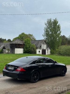 Черный Мерседес ЦЛС 350 2006 в Рига, объемом двигателя 3.50 л и пробегом 286 тыс. км за 3850 €, фото 5 на AUTOMOTO.COM.LV
