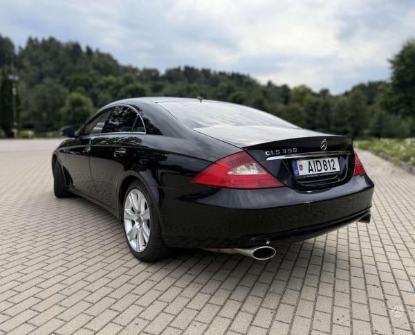 Black Mercedes-Benz CLS 350 2006 in Vilnius, with an engine capacity of 3.50 L and mileage of 463 thousand km for 4400 €, photo 3 on AUTOMOTO.COM.LV