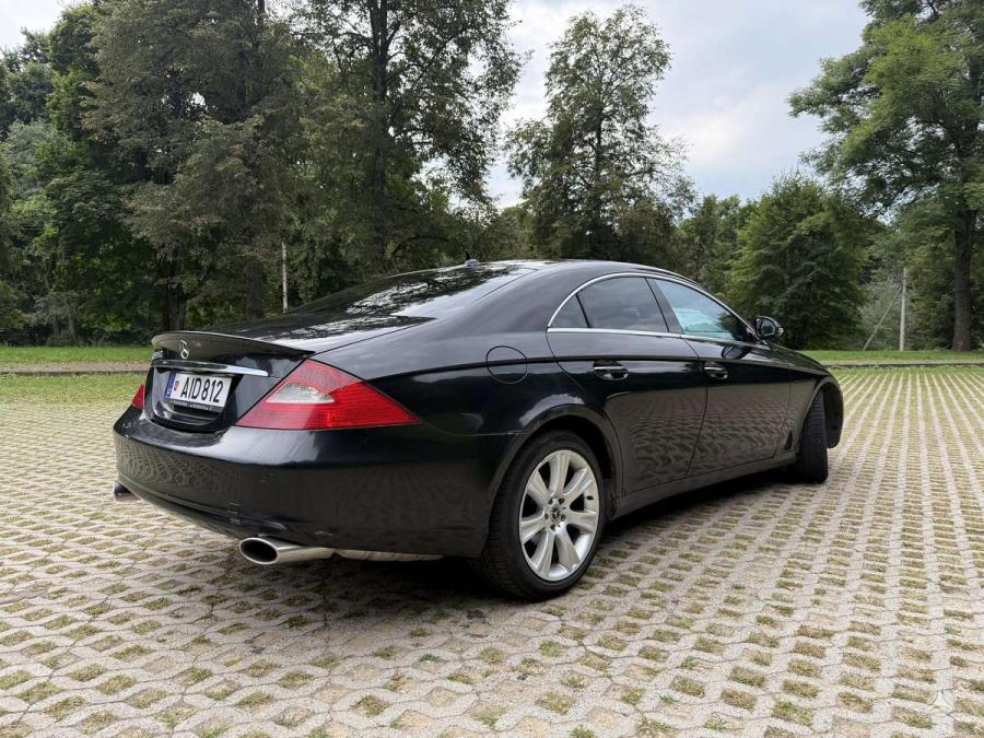 Черный Мерседес ЦЛС 350 2006 в Вильнюс, объемом двигателя 3.50 л и пробегом 463 тыс. км за 4400 €, фото 7 на AUTOMOTO.COM.LV