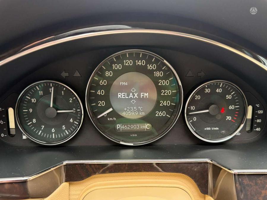 Черный Мерседес ЦЛС 350 2006 в Вильнюс, объемом двигателя 3.50 л и пробегом 463 тыс. км за 4400 €, фото 11 на AUTOMOTO.COM.LV
