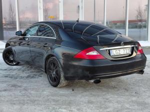 Melns Mercedes-Benz CLS 350 2008 Viļņa, ar dzinēja tilpumu 3.50 L un nobraukumu 279 tūkst. km par 5500 €, foto 4 vietnē AUTOMOTO.COM.LV