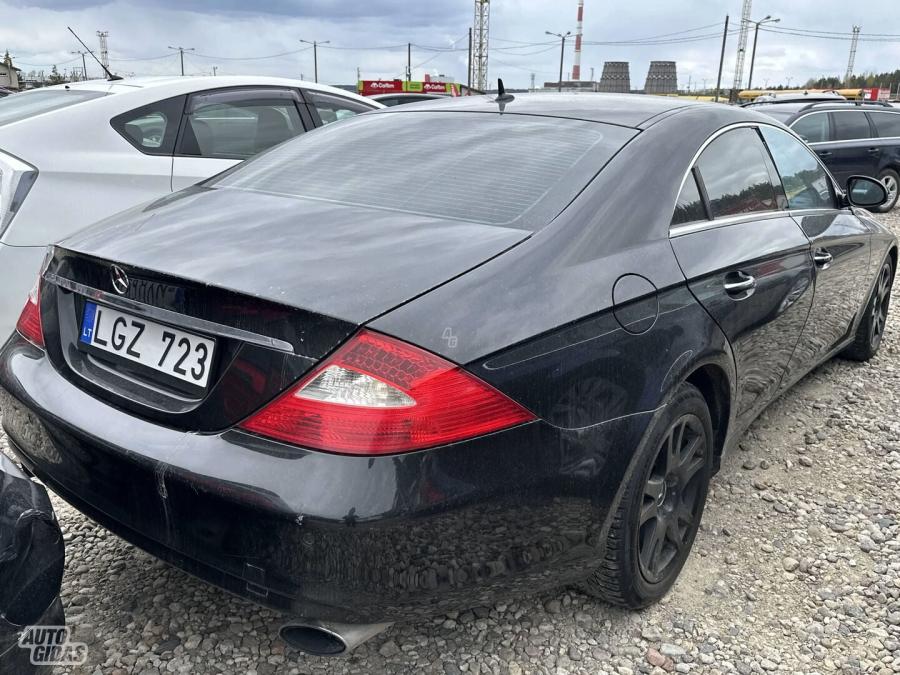 Черный Мерседес ЦЛС 350 2008 в Вильнюс, объемом двигателя 3.50 л и пробегом 279 тыс. км за 3800 €, фото 6 на AUTOMOTO.COM.LV