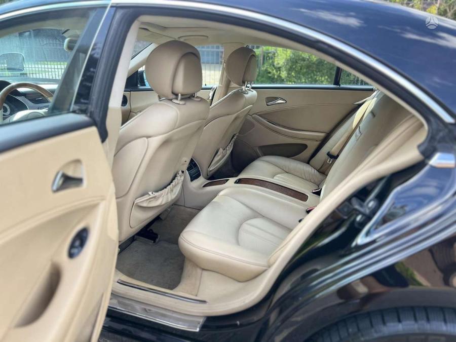 Черный Мерседес ЦЛС 350 2008 в Вильнюс, объемом двигателя 3.50 л и пробегом 249 тыс. км за 4850 €, фото 12 на AUTOMOTO.COM.LV