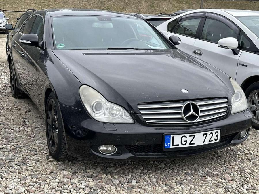Черный Мерседес ЦЛС 350 2008 в Вильнюс, объемом двигателя 3.50 л и пробегом 279 тыс. км за 3800 €, фото 1 на AUTOMOTO.COM.LV