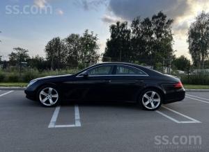 Черный Мерседес ЦЛС 350 2010 в Рига, объемом двигателя 3.00 л и пробегом 298 тыс. км за 7199 €, фото 9 на AUTOMOTO.COM.LV