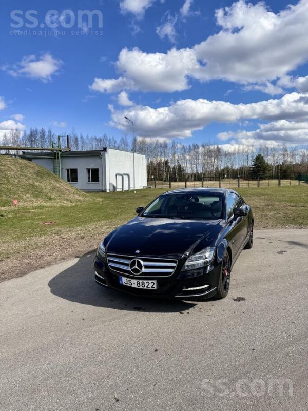 Black Mercedes-Benz CLS 350 2011 in Riga, with an engine capacity of 3.50 L and mileage of 295 thousand km for 16500 €, photo 1 on AUTOMOTO.COM.LV