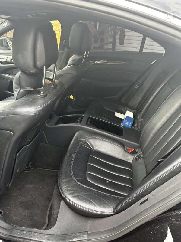 Melns Mercedes-Benz CLS 350 2011 Alīta, ar dzinēja tilpumu 3.00 L un nobraukumu 280 tūkst. km par 13500 €, foto 11 vietnē AUTOMOTO.COM.LV