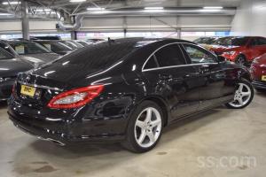 Melns Mercedes-Benz CLS 350 2011 Rīga, ar dzinēja tilpumu 3.00 L un nobraukumu 110 tūkst. km par 16900 €, foto 2 vietnē AUTOMOTO.COM.LV