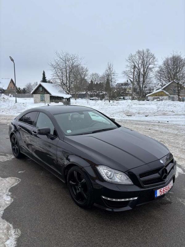 Melns Mercedes-Benz CLS 350 2011 Klaipėda, ar dzinēja tilpumu 2.99 L un nobraukumu 290 tūkst. km par 11900 €, foto 3 vietnē AUTOMOTO.COM.LV