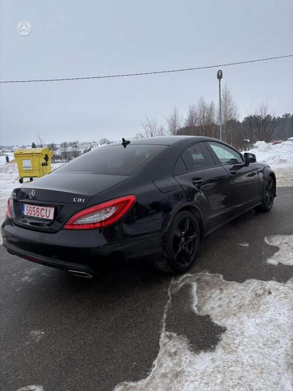 Melns Mercedes-Benz CLS 350 2011 Klaipėda, ar dzinēja tilpumu 2.99 L un nobraukumu 290 tūkst. km par 11900 €, foto 9 vietnē AUTOMOTO.COM.LV