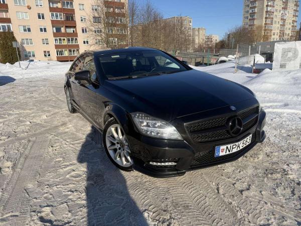 Black Mercedes-Benz CLS 350 2011 in Kedainiai, with an engine capacity of 3.00 L and mileage of 380 thousand km for 11400 €, photo 7 on AUTOMOTO.COM.LV