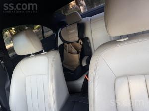 Black Mercedes-Benz CLS 350 2011 in Riga, with an engine capacity of 3.00 L and mileage of 263 thousand km for 12100 €, photo 11 on AUTOMOTO.COM.LV