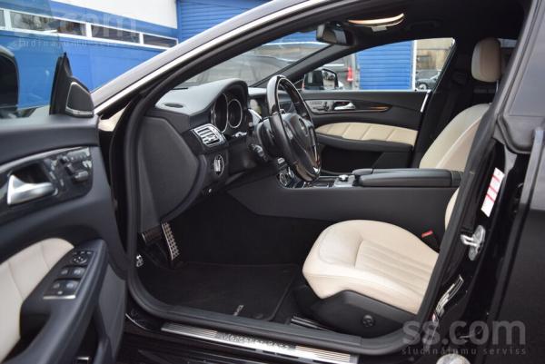 Melns Mercedes-Benz CLS 350 2011 Rīga, ar dzinēja tilpumu 3.00 L un nobraukumu 110 tūkst. km par 14500 €, foto 3 vietnē AUTOMOTO.COM.LV